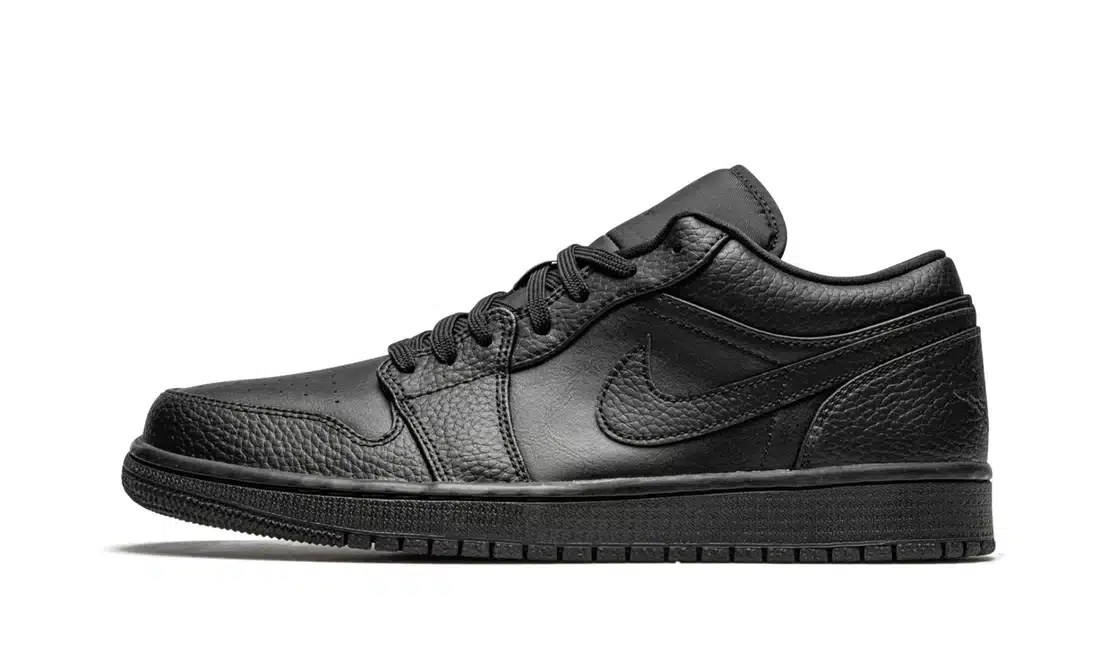 AIR JORDAN 1 LOW TRIPLE BLACK | Tekkies Store