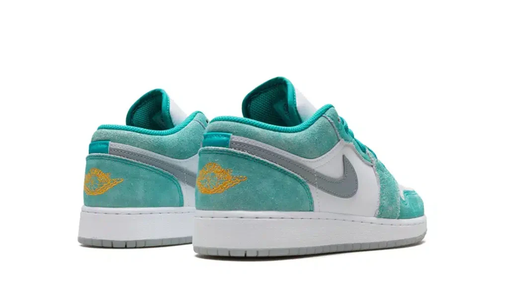 AIR JORDAN 1 LOW NEW EMERALD (GS) | Tekkies Store