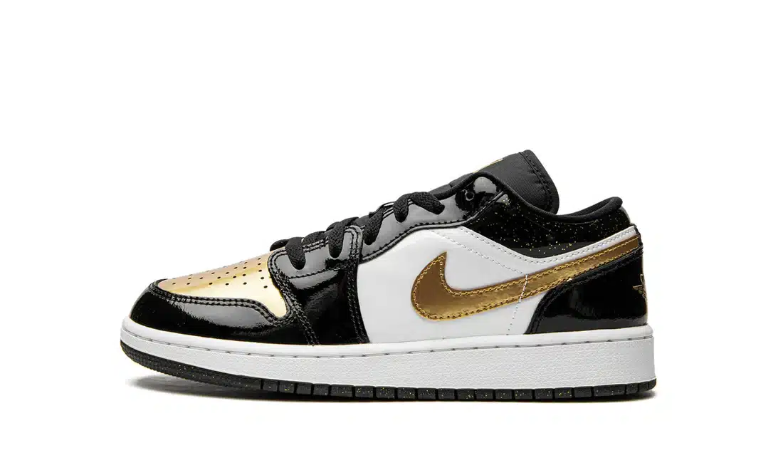 AIR JORDAN 1 LOW GOLD TOE (GS) — Tekkies Store